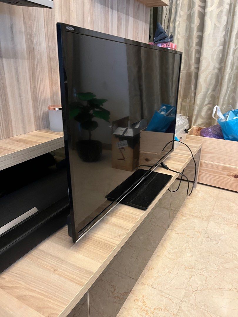 Sharp LC-39LE440M 39" Full HD AQUOS Multisystem LED TV, TV & Home ...