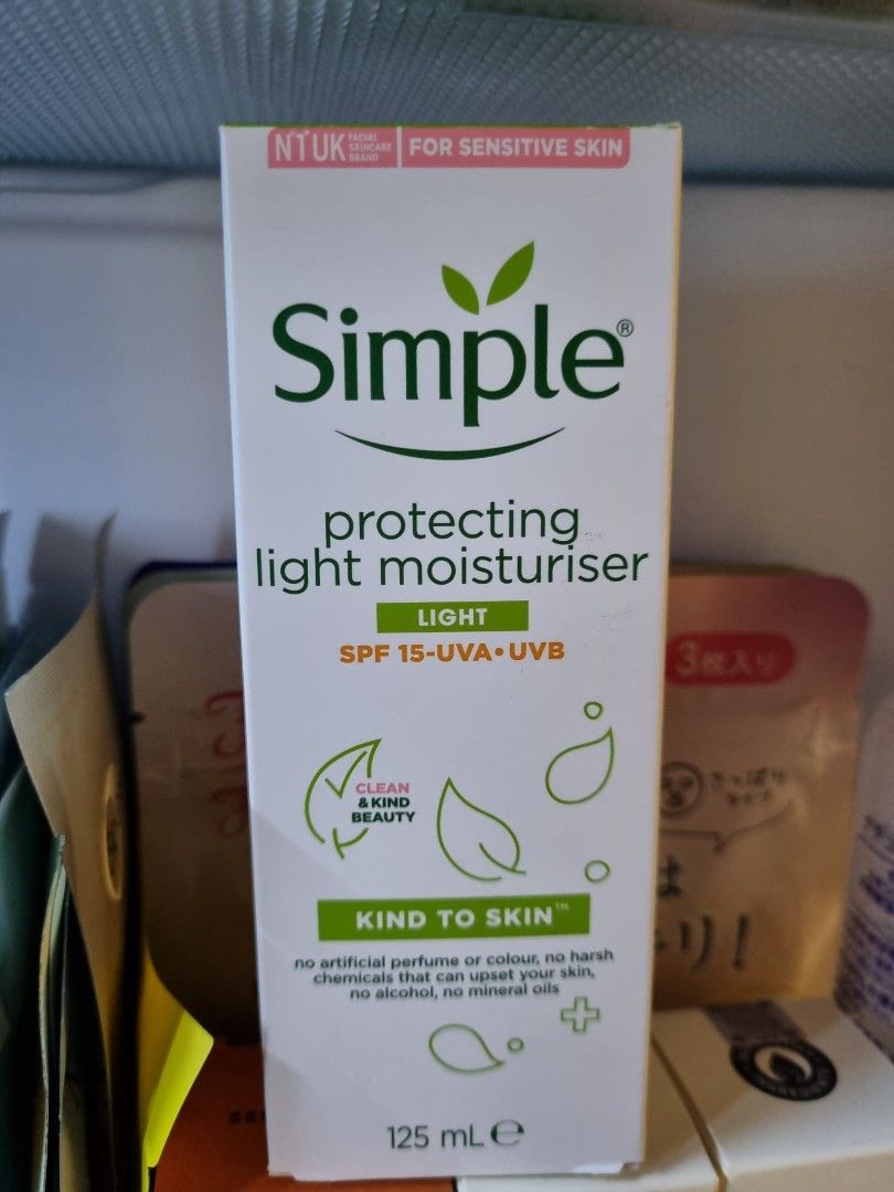 Simple Protecting Light Moisturizer SPF 15, Beauty & Personal Care ...