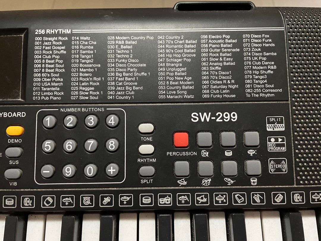 Skywing SW-299 keyboard 61 keys, Hobbies & Toys, Music & Media, Musical ...