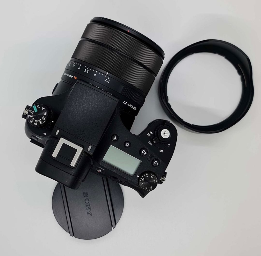 Sony RX10 IV Digital Camara, Photography, Cameras on Carousell