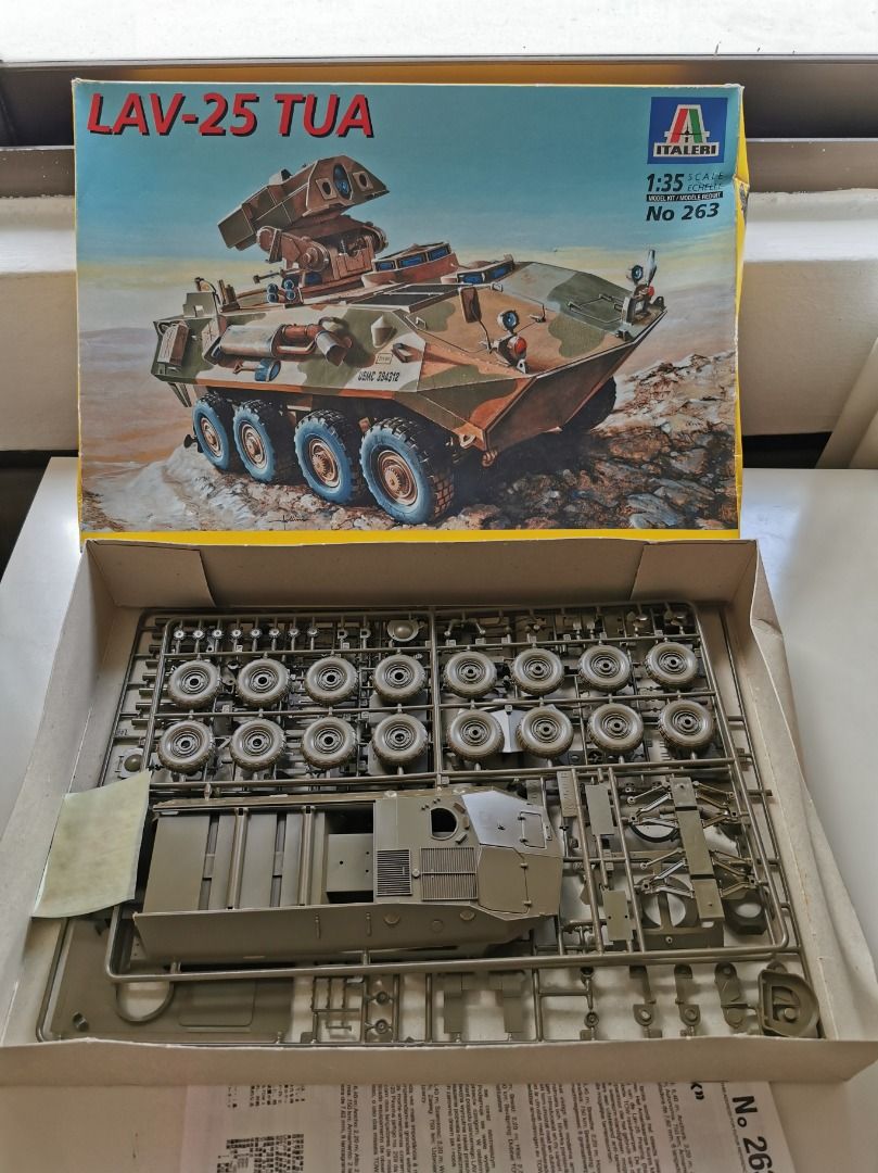 Tanks & AFV 1/35 scales Tiger VBL & AMX-10RCR, LAV-25 Mortar/TUA/Piranha/Air Defence, Stryker ...