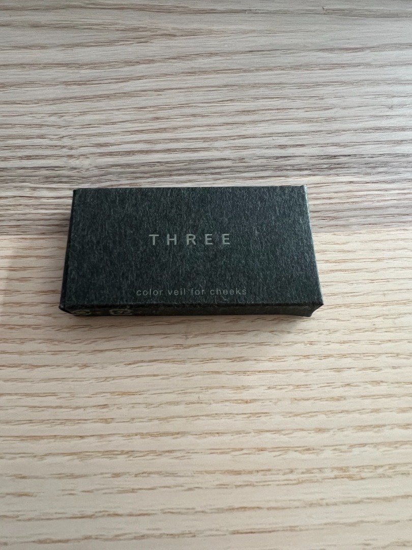 THREE color veil for cheeks, 美容＆化妝品, 健康及美容 - 皮膚護理, 化妝品 - Carousell