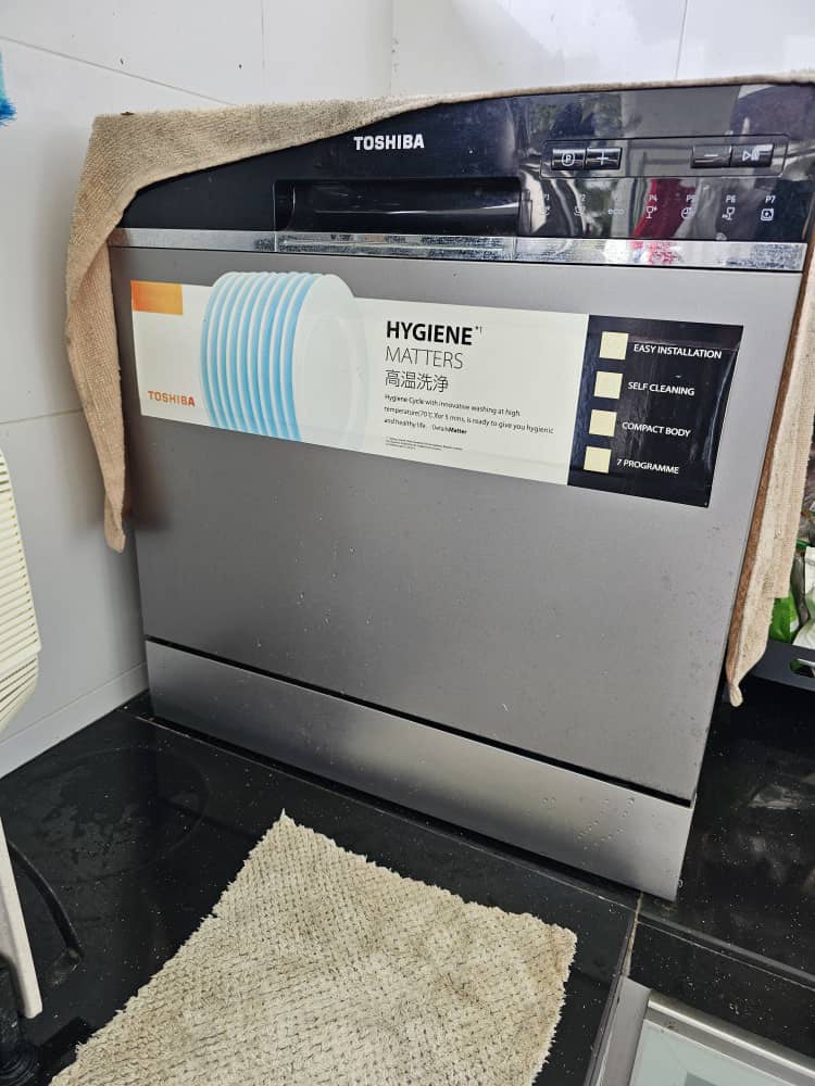 Toshiba DW-08T1 Table Top Dishwasher Machine Mesin Cuci Pinggan, TV ...