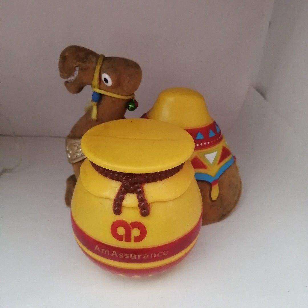 Vintage Ambank Camel Coin Bank, Hobbies & Toys, Collectibles ...