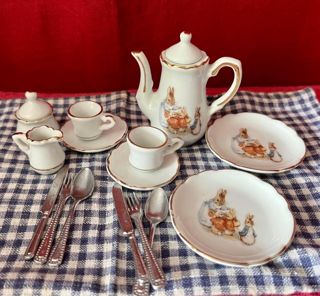 Vintage World of Beatrix Potter 17pc Mini Reutter Porzellan Tea Set ...