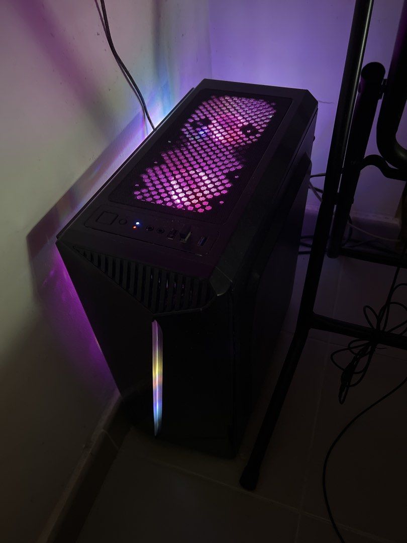 Whole desktop pc setup, Computers & Tech, Desktops on Carousell