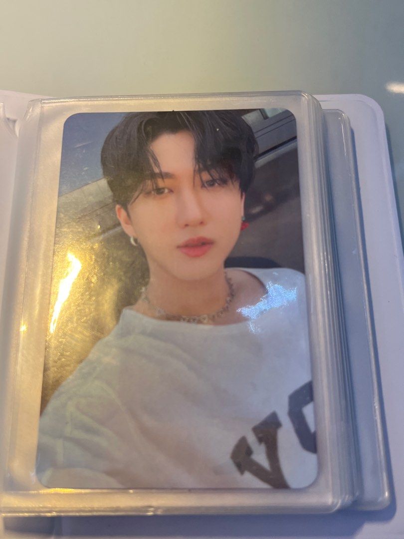 wts lesserafim stray kids eunchae Chaewon yujin changbin I.N pc, Hobbies & Toys, Memorabilia ...