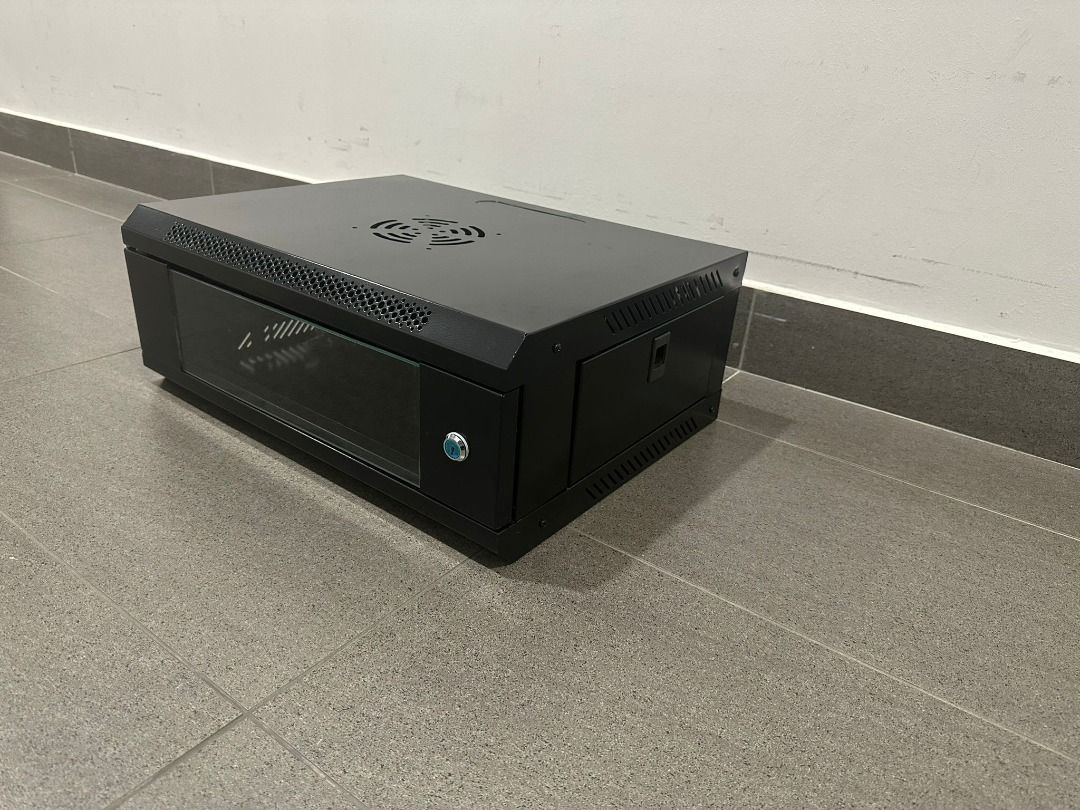 4U CCTV data storage rack wall mount cabinet with glass door, Furniture ...