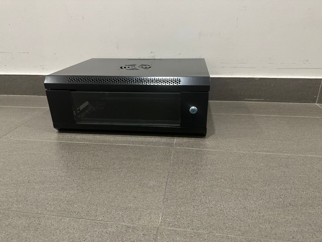 4U CCTV data storage rack wall mount cabinet with glass door, Furniture ...