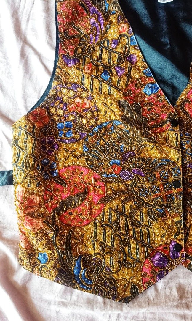 Batik Payet Etnik Vest (Ana Mori), Fesyen Wanita, Pakaian Wanita, Baju ...