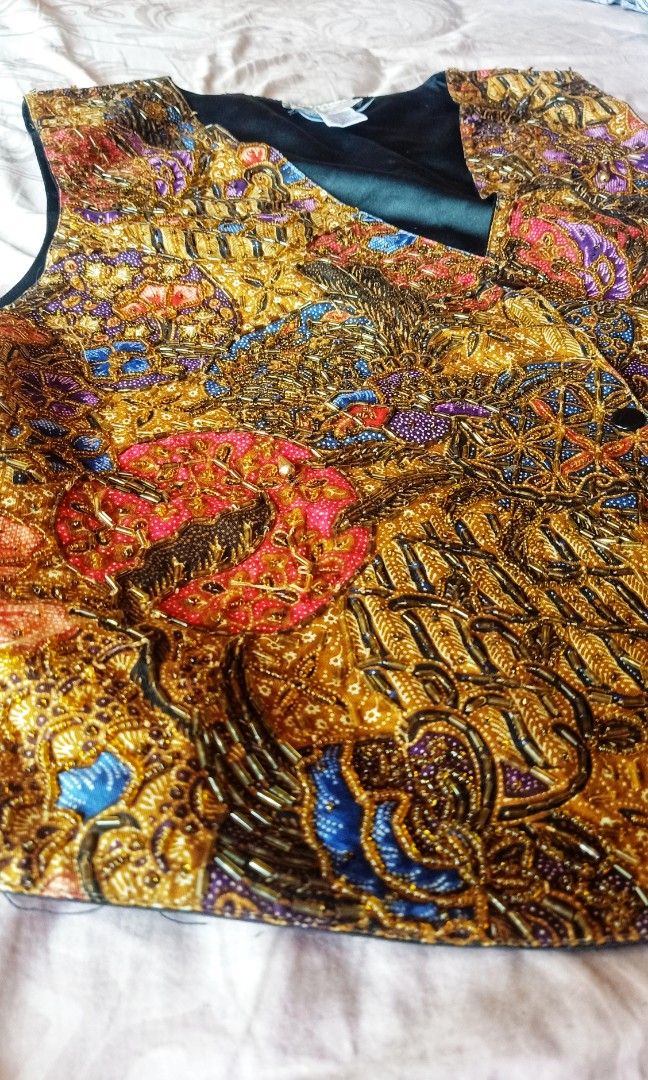 Batik Payet Etnik Vest (Ana Mori), Fesyen Wanita, Pakaian Wanita, Baju ...