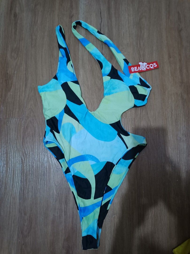 Bea & cqs Swimsuit, Women's Fashion, Swimwear, Bikinis & Swimsuits on ...