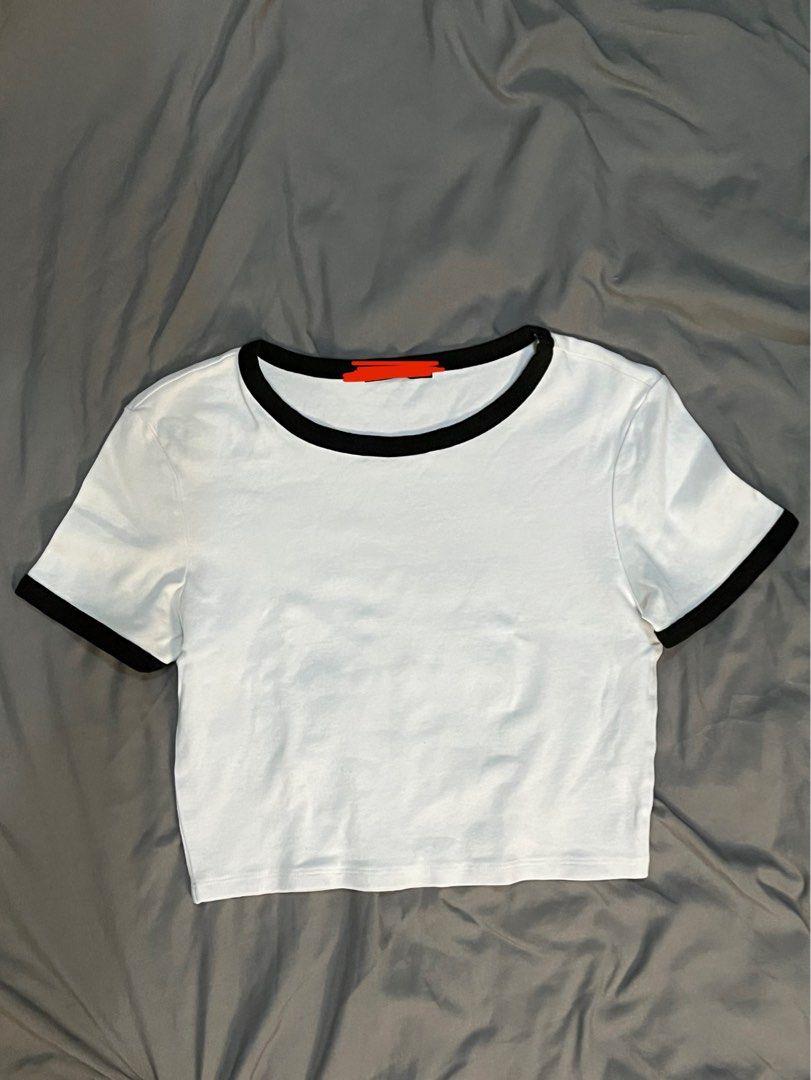 BLACK AND WHITE RINGER CROP TOP, Women's Fashion, Tops, Shirts on Carousell