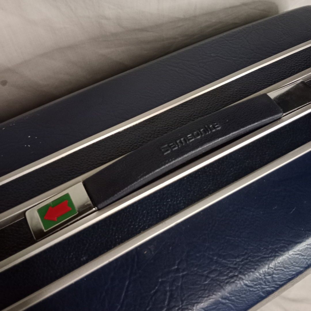 BLUE VINTAGE SAMSONITE LEATHER HARDCASE LUGGAGE on Carousell