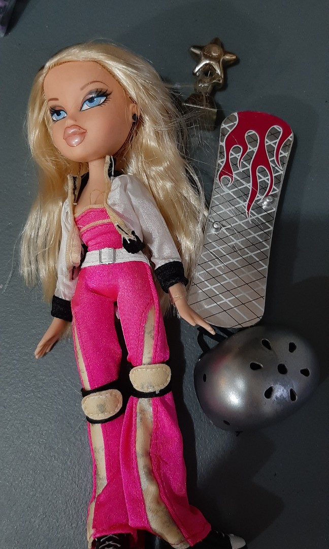 Bratz Leah from 900 to 700, Hobbies & Toys, Toys & Games on Carousell