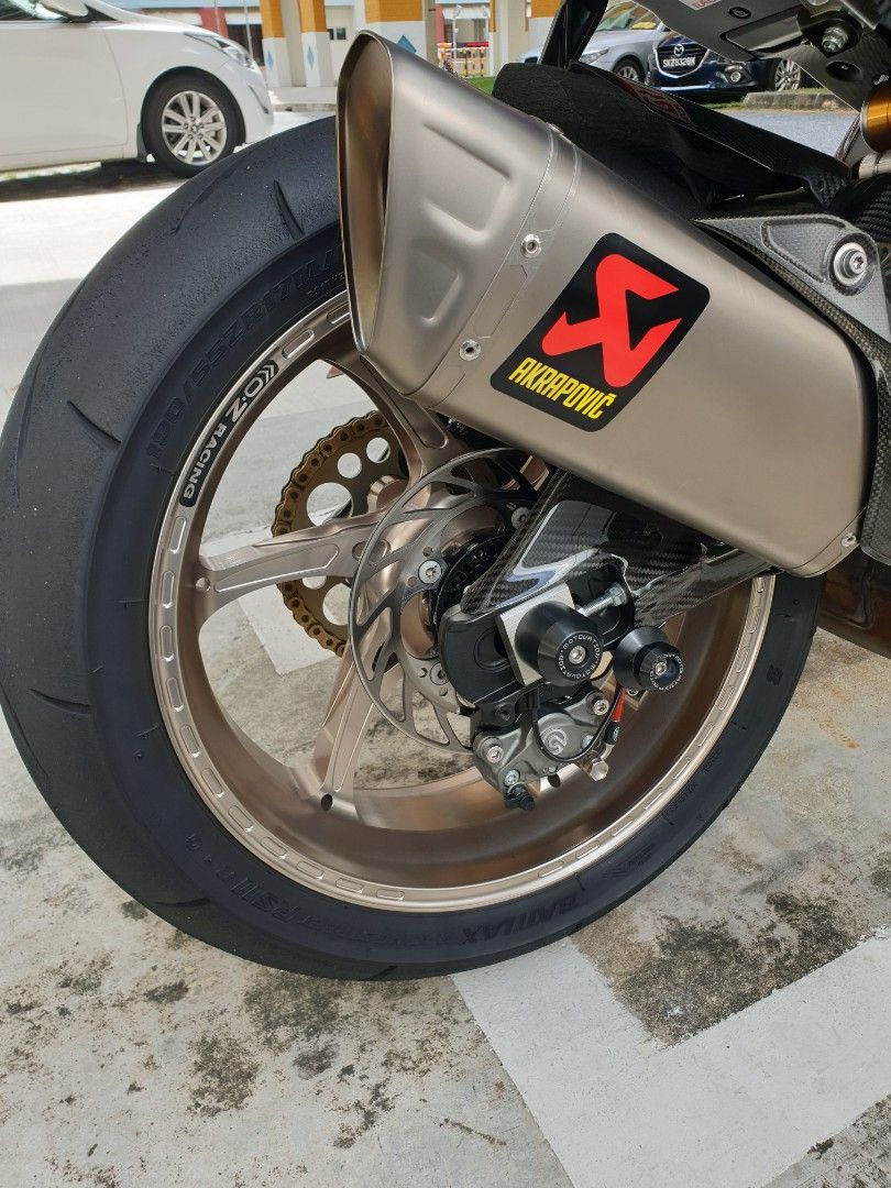 Brembo p2 underslung caliper Yamaha R1, Motorcycles, Motorcycle ...
