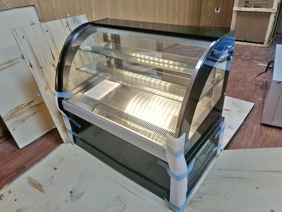 CAKE DISPLAY CHILLER, Commercial & Industrial, Industrial Equipment on ...