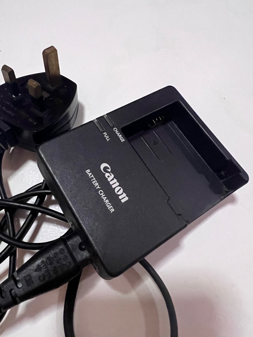 Canon EOS Camera Charger, Computers & Tech, Parts & Accessories ...