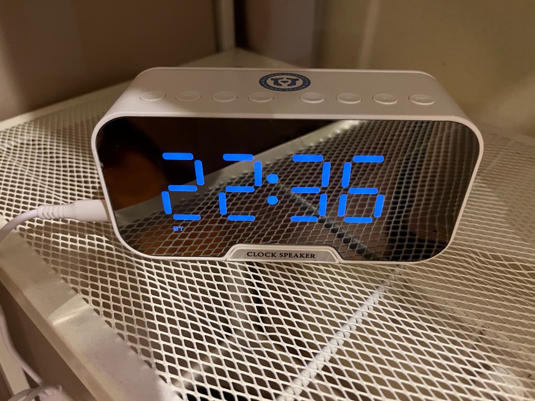 Clock speaker, Furniture & Home Living, Home Decor, Clocks on Carousell