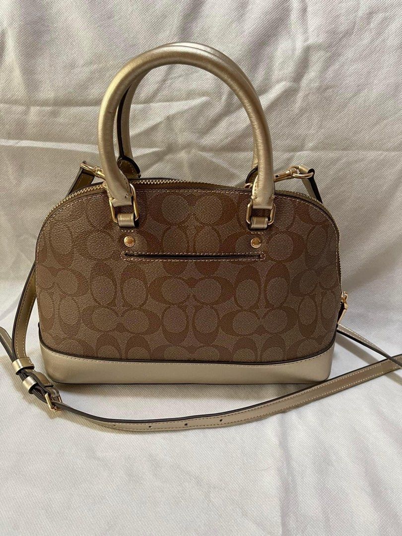 Coach alma on Carousell