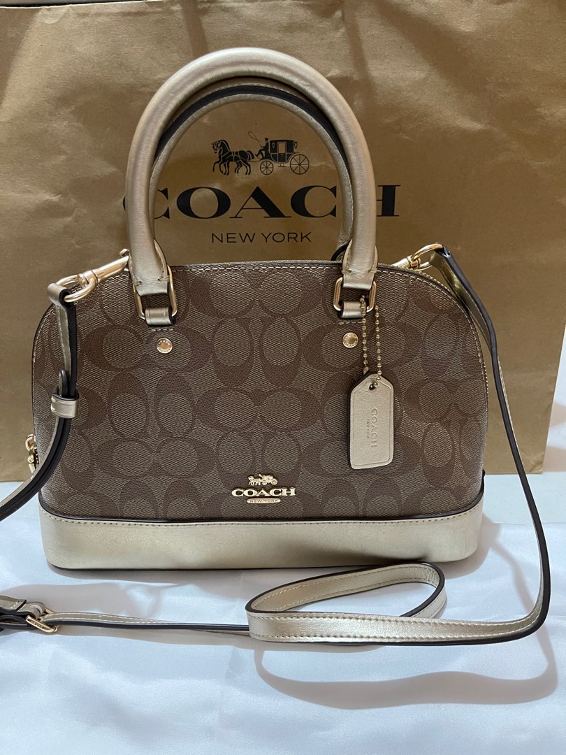 Coach alma on Carousell