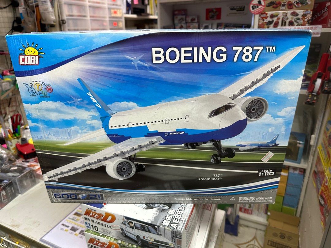 全新Cobi Block 歐洲製造 Boeing 787 （兼容Lego )不完美盒, 興趣及遊戲, 玩具 & 遊戲類 - Carousell