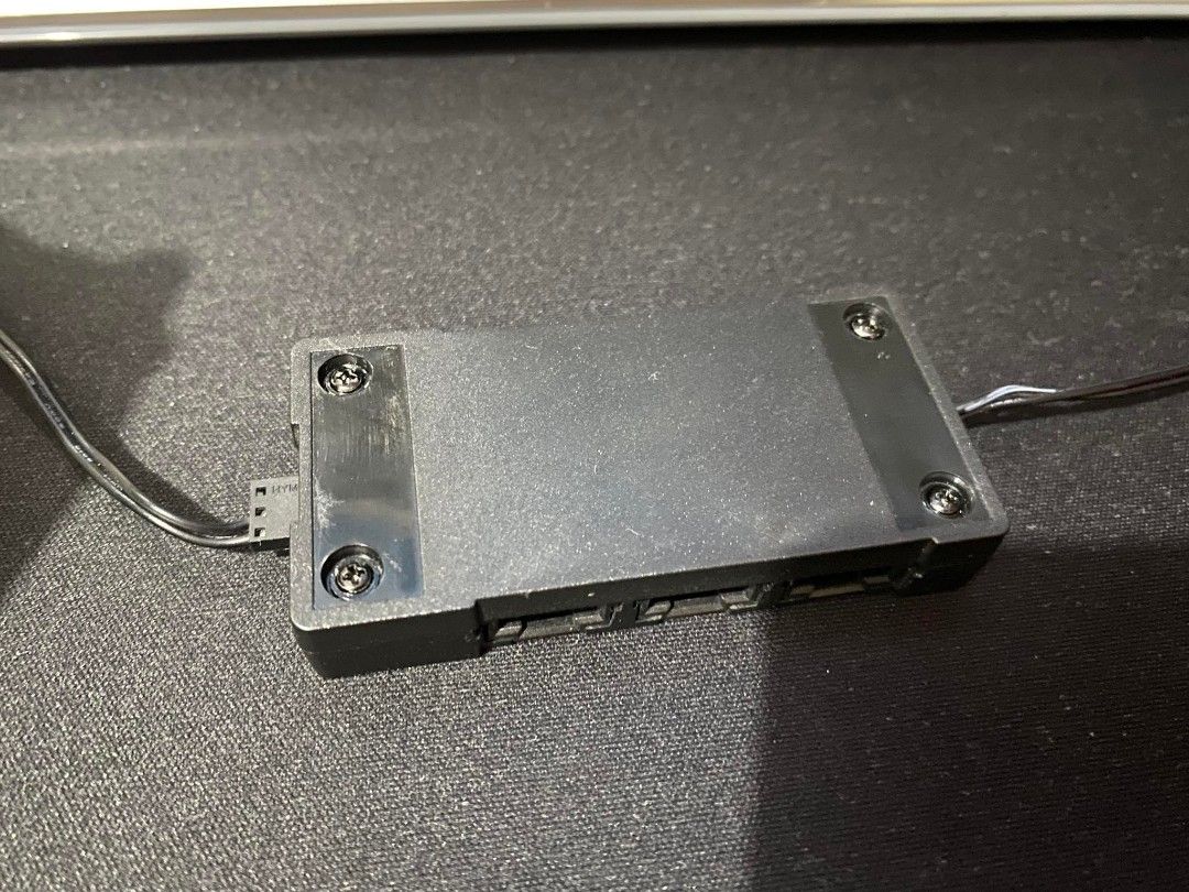 Corsair RGB Hub 6 port, Computers & Tech, Parts & Accessories, Cables ...