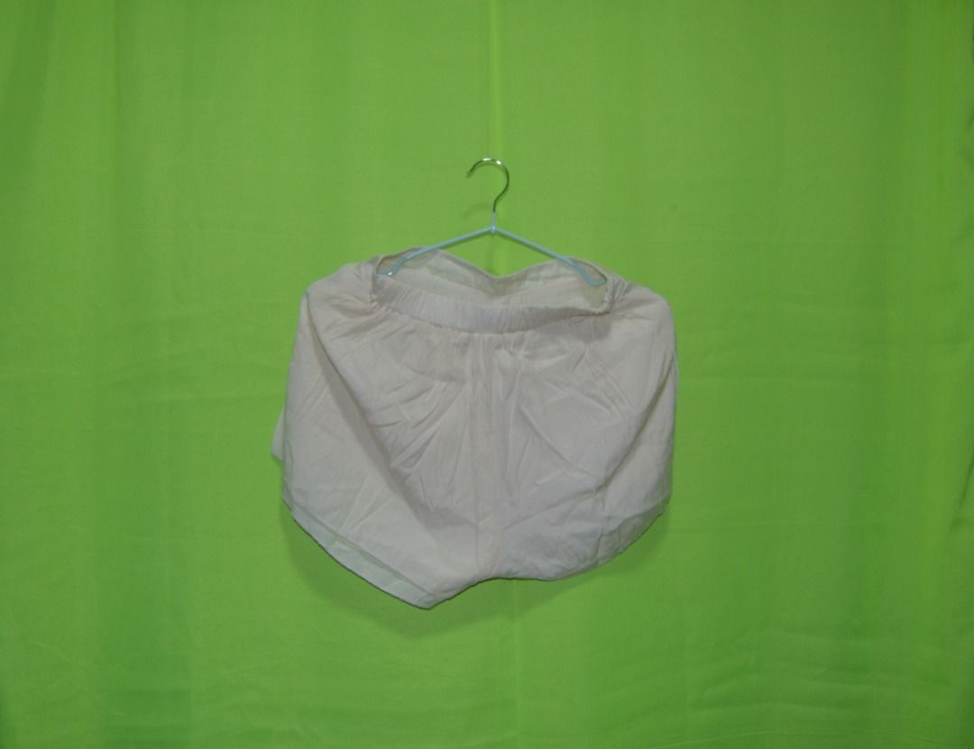 Cream Beach Office Palda Short/Skort/ Trunks on Carousell