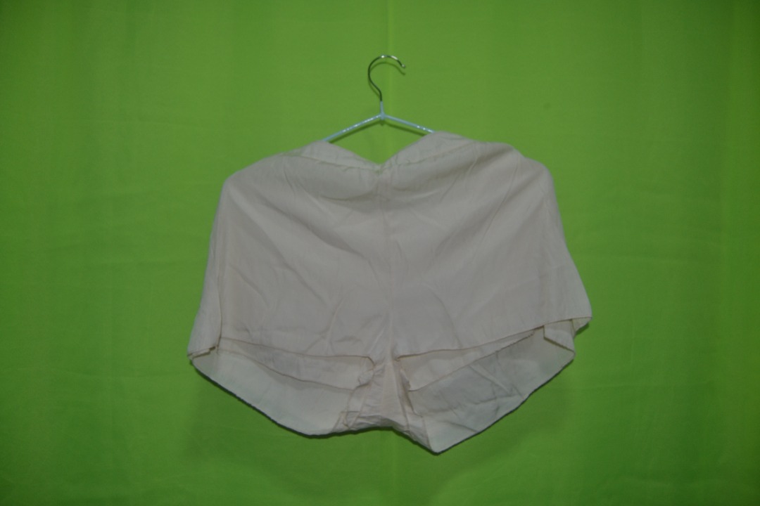 Cream Beach Office Palda Short/Skort/ Trunks on Carousell