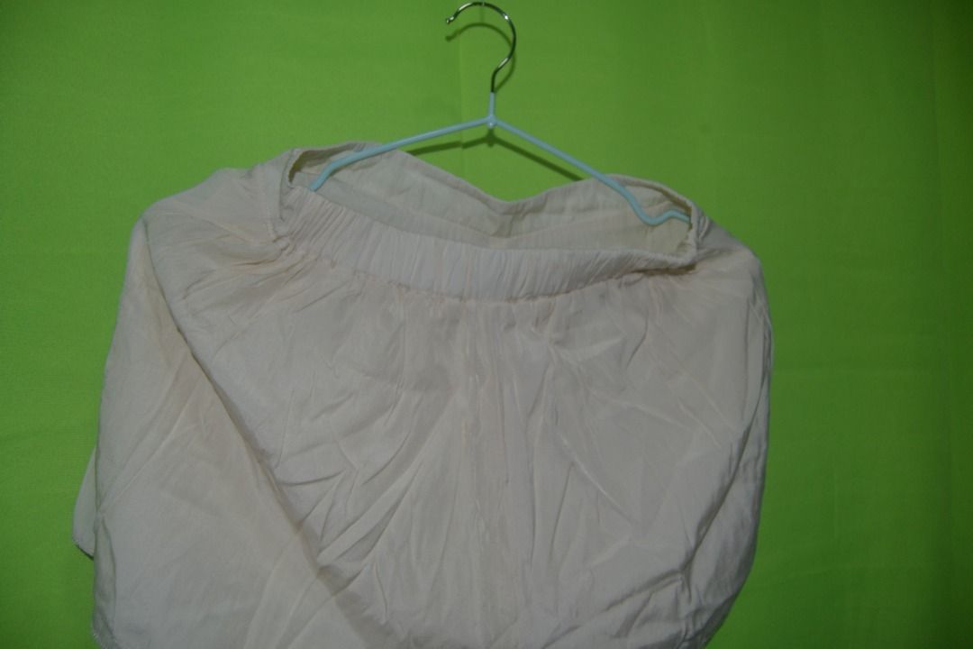 Cream Beach Office Palda Short/Skort/ Trunks on Carousell