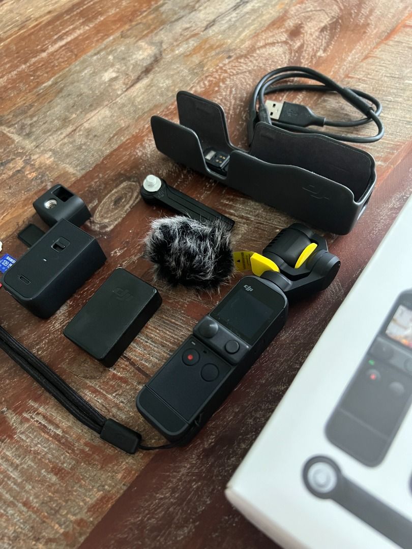DJI POCKET 2 CREATOR COMBO GIMBAL CAMERA & 2 x MicroSD, Photography, Video Cameras on Carousell