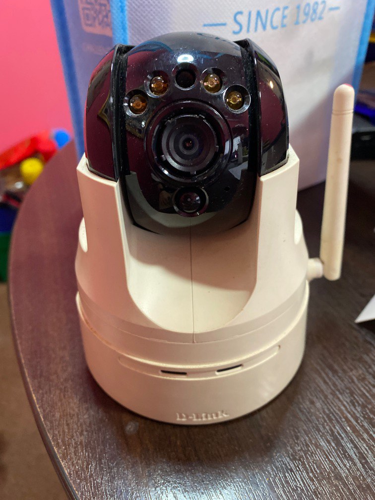 D-Link camera, Furniture & Home Living, Security & Locks, Security ...