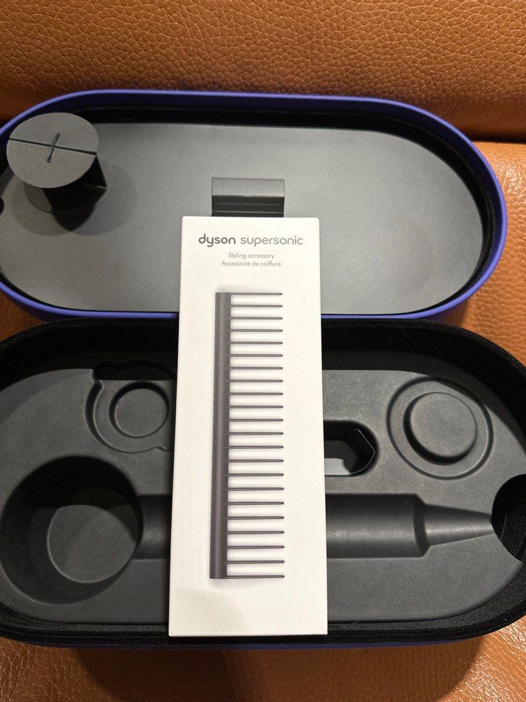Dyson supersonic box and Dyson detangling comb, Beauty & Personal Care ...