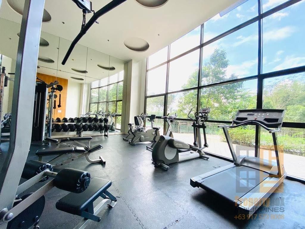 FOR RENT ICON RESIDENCES 2 BR PANORAMIC GOLF VIEW IN BGC BONIFACIO ...