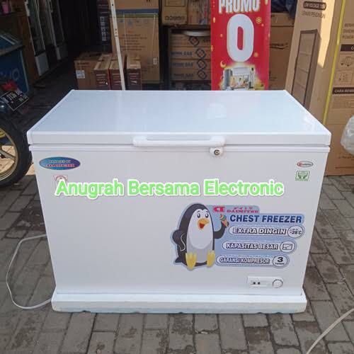 Freezer DAIMITSU 300L, Kitchen & Appliances di Carousell