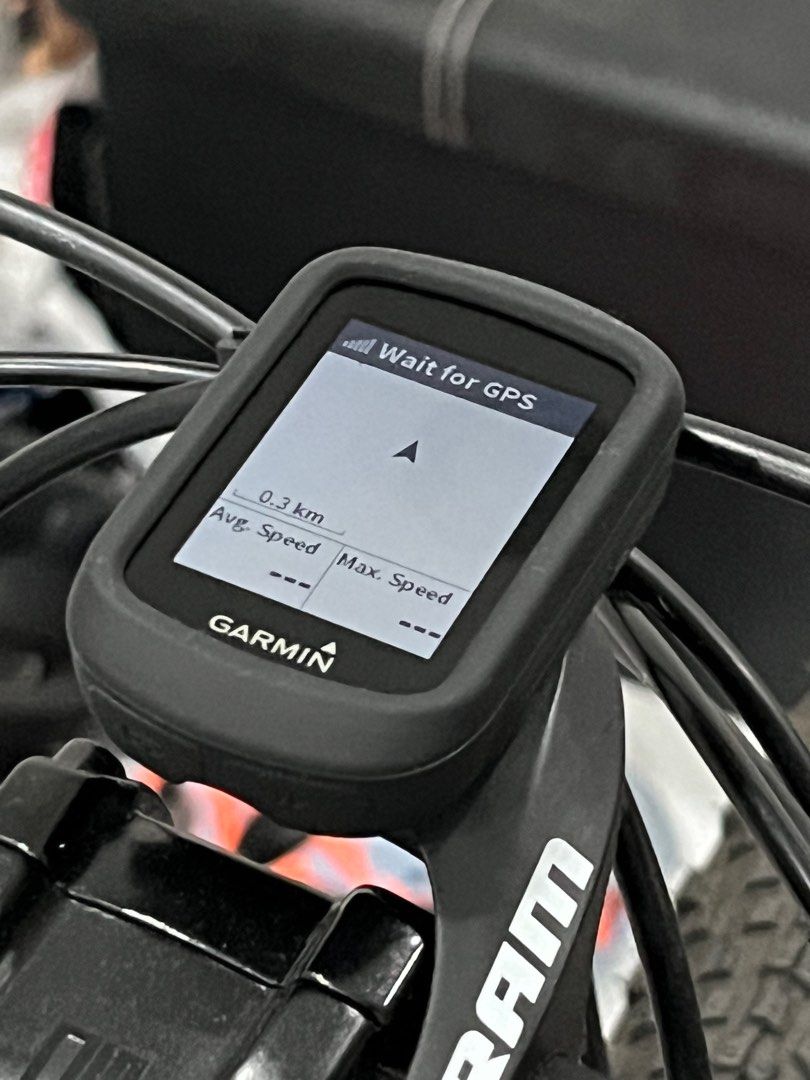 Garmin 120 speedometer, Sports Equipment, Bicycles & Parts, Parts ...
