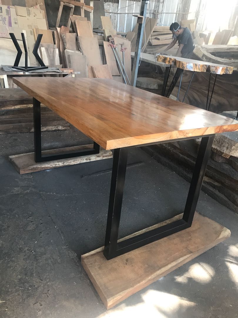 Gmelina Live Edge Dining Table 5x3ft (sale g3723), Furniture & Home ...
