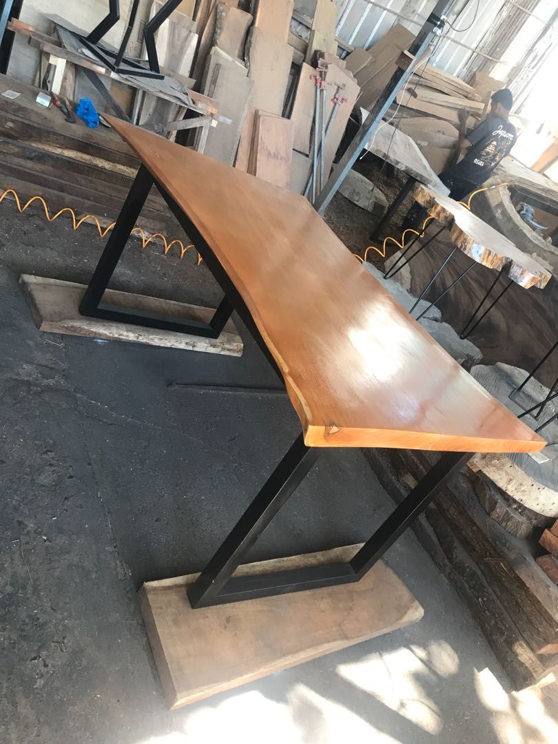 Gmelina Live Edge Dining Table 5x3ft (sale g3723), Furniture & Home ...