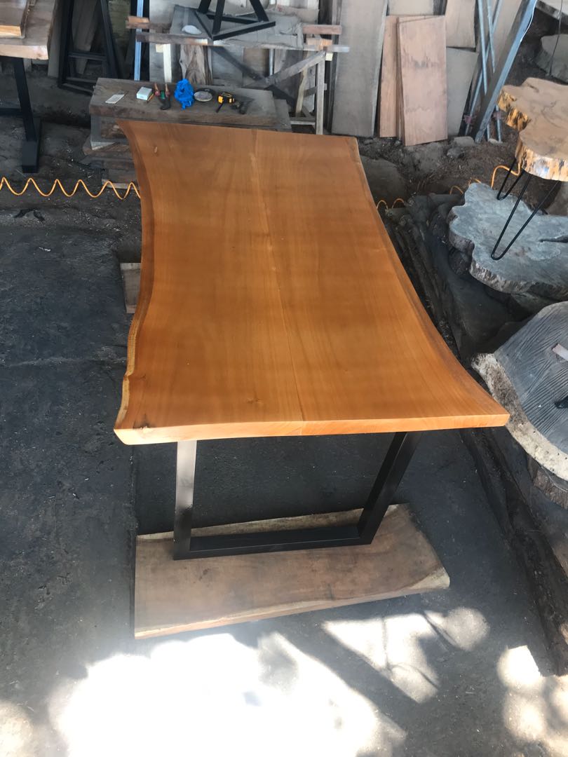 Gmelina Live Edge Dining Table 5x3ft (sale g3723), Furniture & Home ...