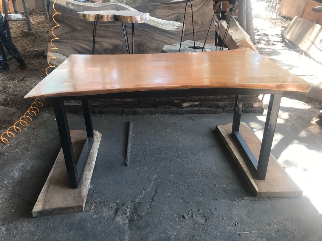 Gmelina Live Edge Dining Table 5x3ft (sale g3723), Furniture & Home ...