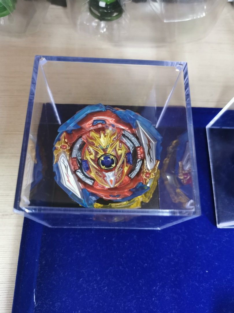 Infinite Achilles ( Display Set ) Prize BeyRare, Hobbies & Toys, Toys ...
