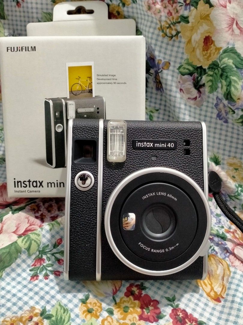 Instax mini 40 Camera, Photography, Cameras on Carousell