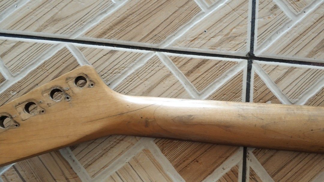 Jackson Performer Series Guitar(1990's guitar) on Carousell