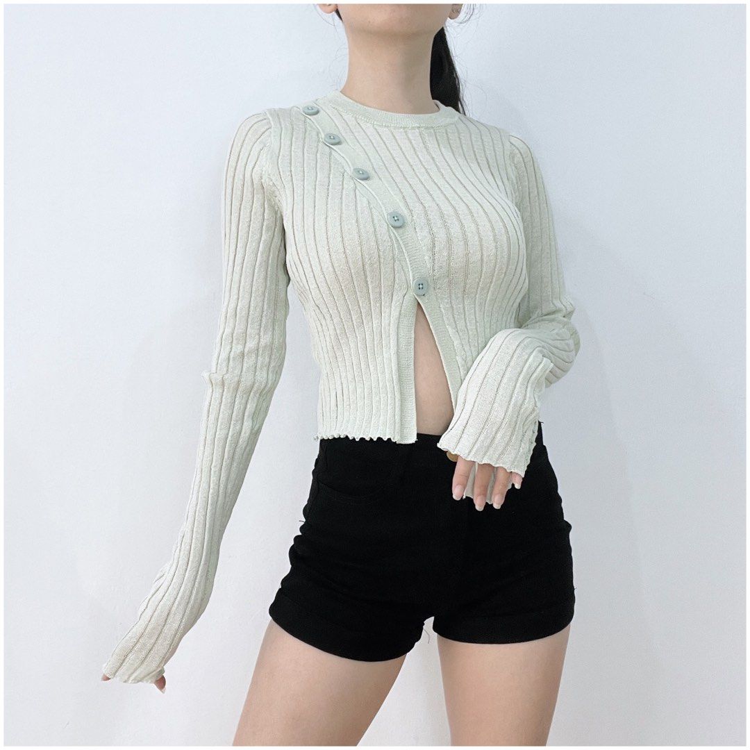 Korean Sage Green Long Sleeves Knit Assymetrical Crop Top Button Jennie Import Atasan Lengan ...
