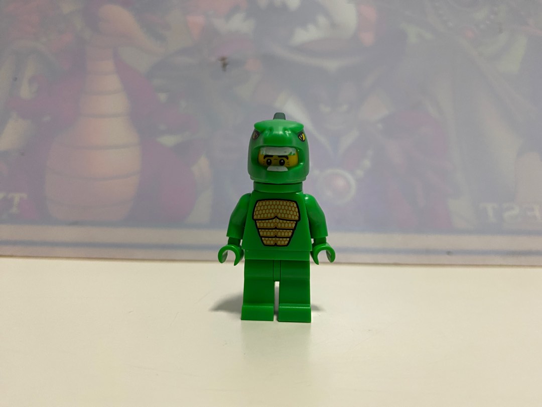 Lego minifigure collectible series 5 Lizard Man (used) - ELL on Carousell