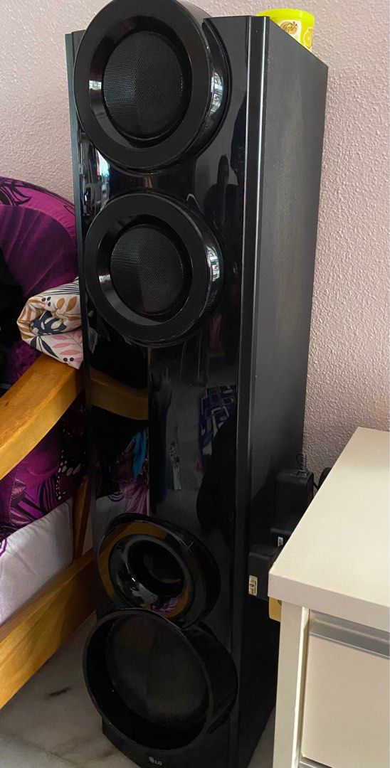 LG DVD Home Theatre LHD675, TV & Home Appliances, TV & Entertainment ...