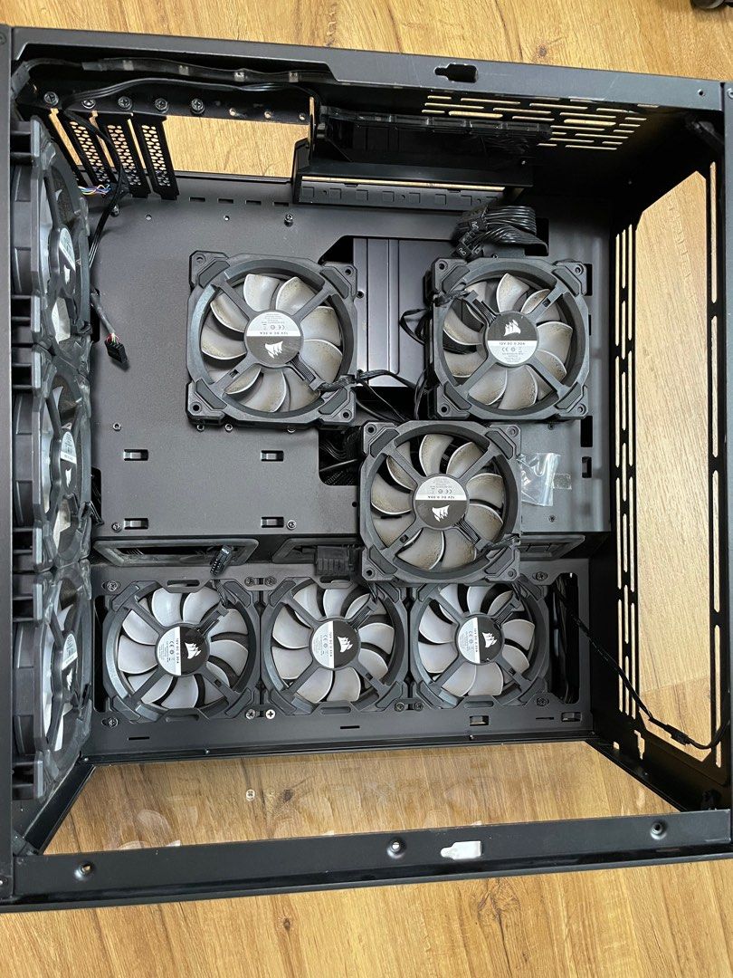 LIAN LI PC-O11 Dynamic Razer Edition with 9x Corsair LL120 Fans ...