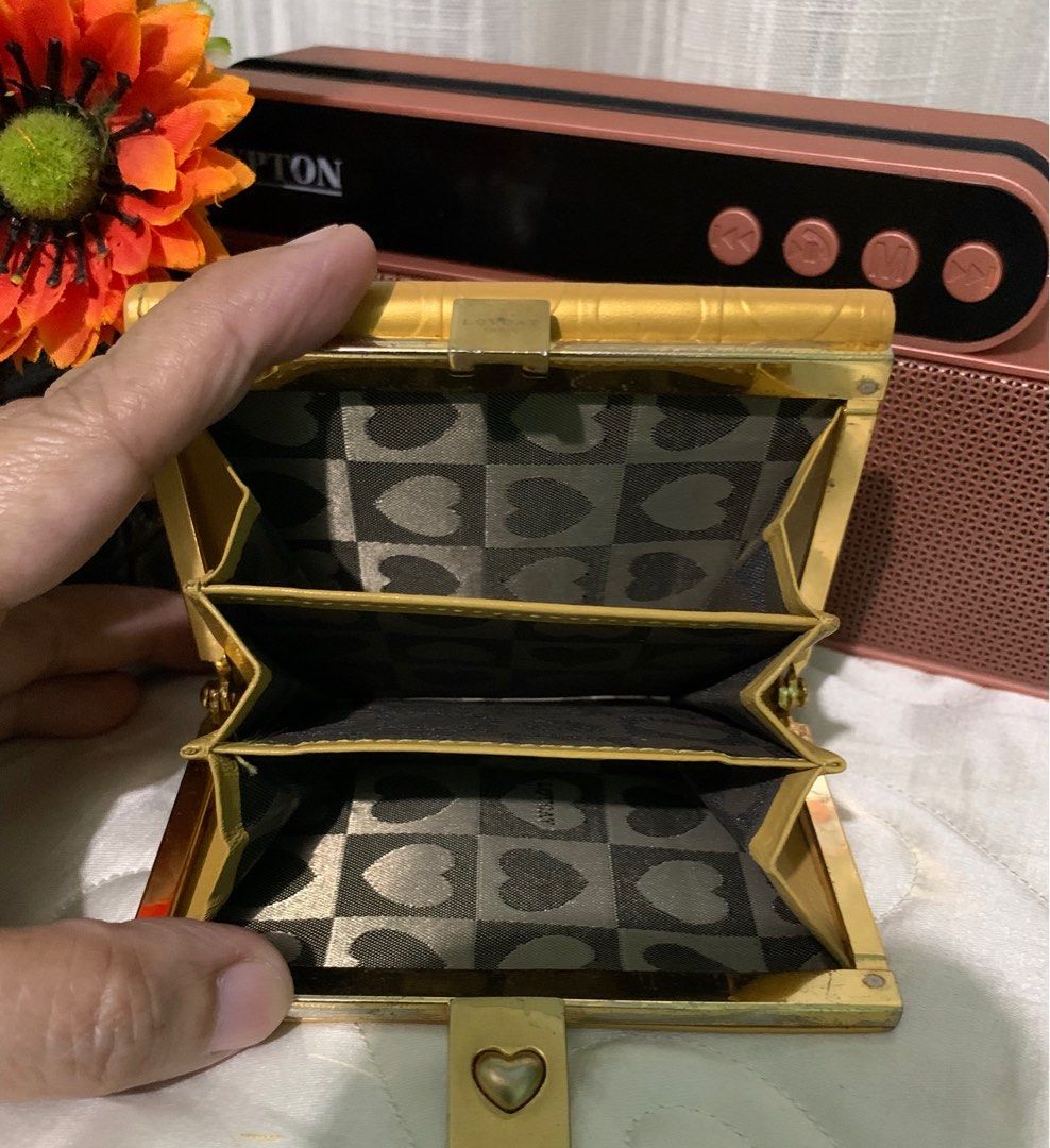 Lovcat Paris short wallet trifold, Luxury, Bags & Wallets on Carousell