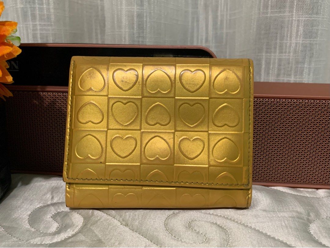 Lovcat Paris short wallet trifold, Luxury, Bags & Wallets on Carousell