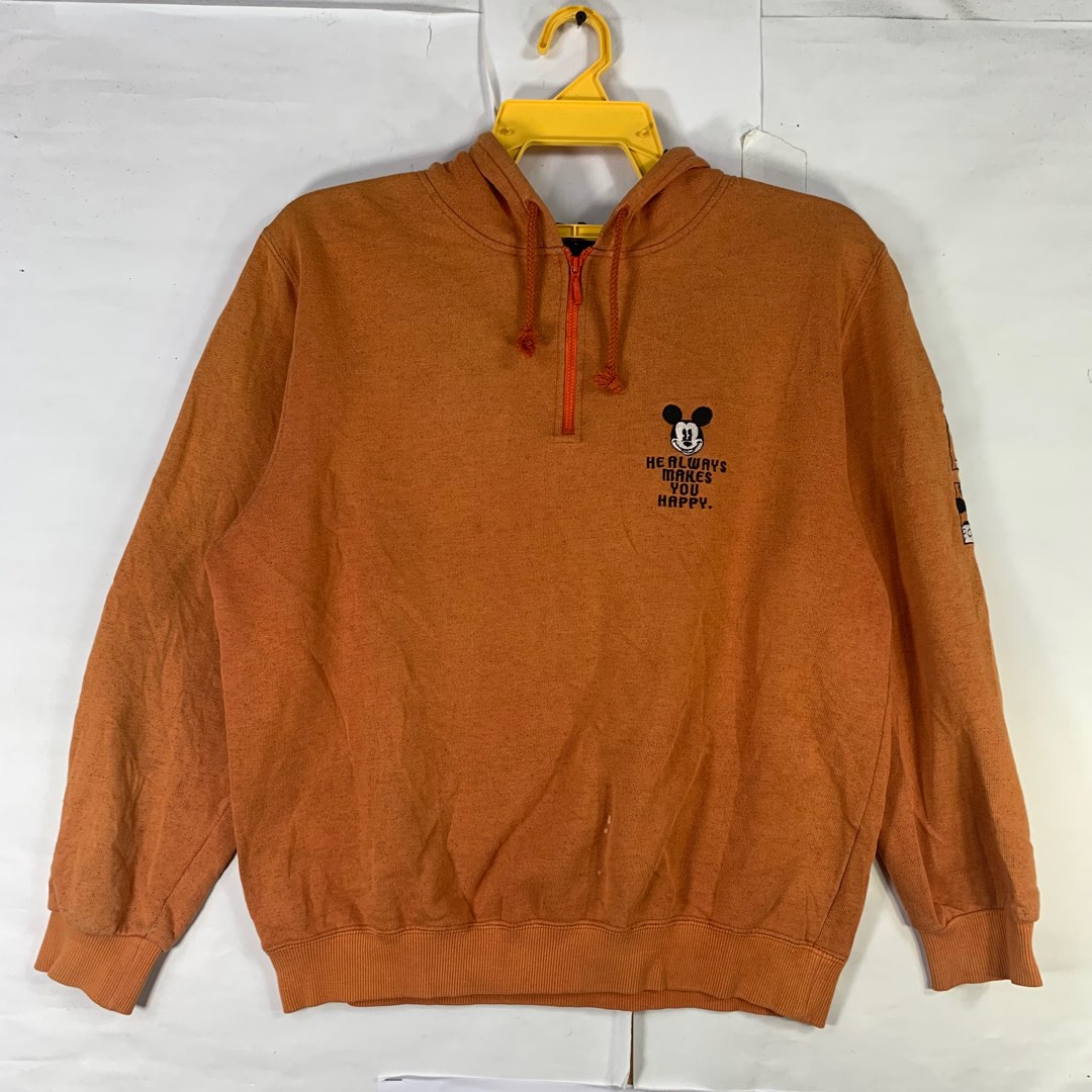 Mickey vintage, Men's Fashion, Muslim Wear, Tops on Carousell